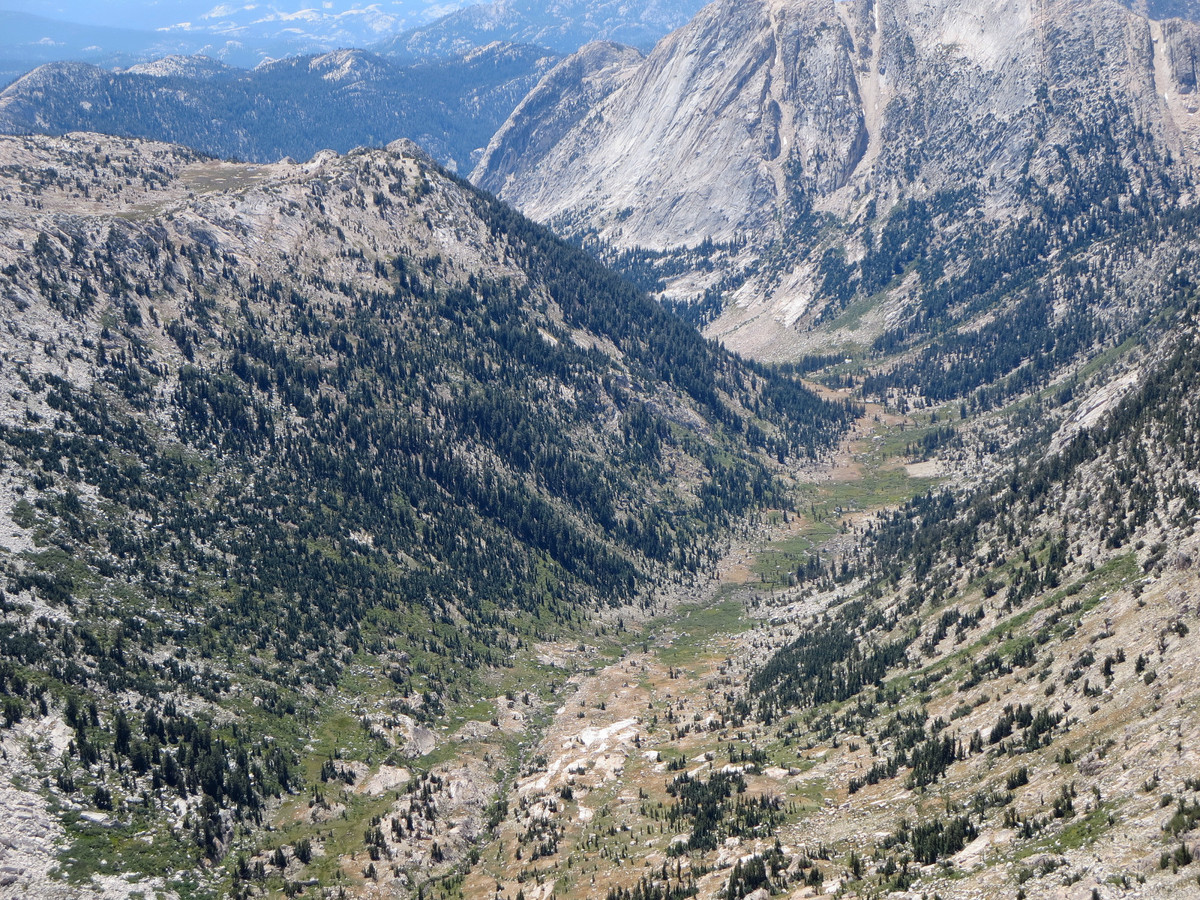Sawtooth Loop: Matterhorn Peak – Finger Peaks – Kettle Peak – Leor ...